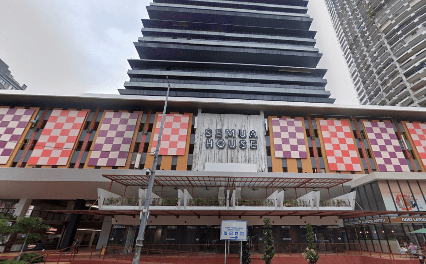 Semua House Parking Rate